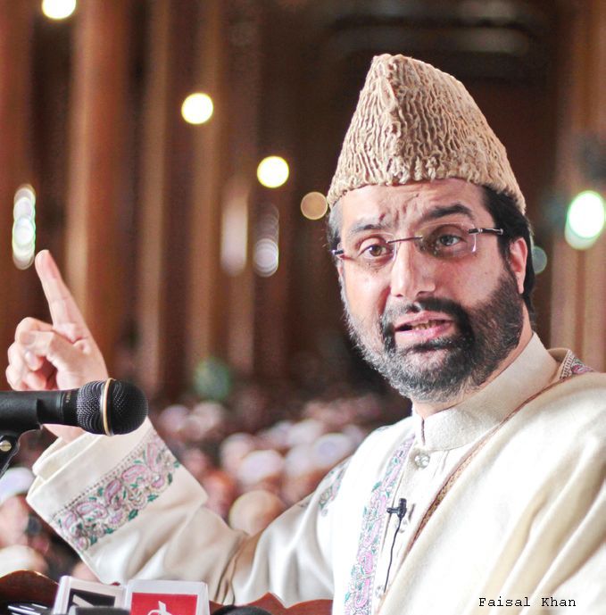 Mirwaiz Umer Farooq Returns to Jamia Masjid After Four Years - Voice of ...